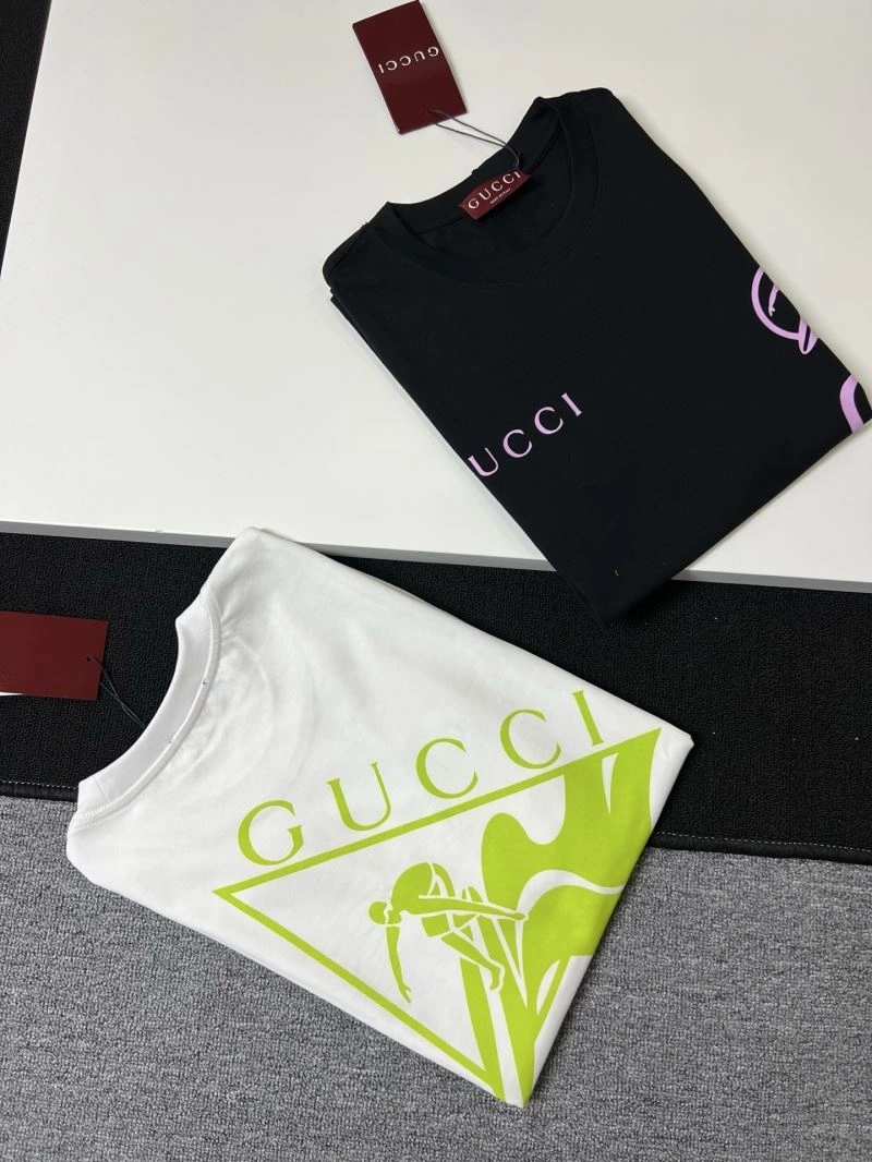 Top match Gucci T-Shirts