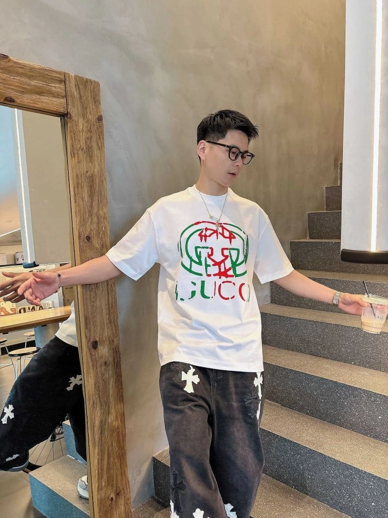 Bargain Gucci T-Shirts