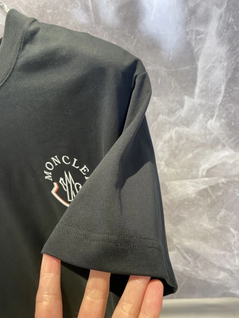 Low-cost Gucci T-Shirts