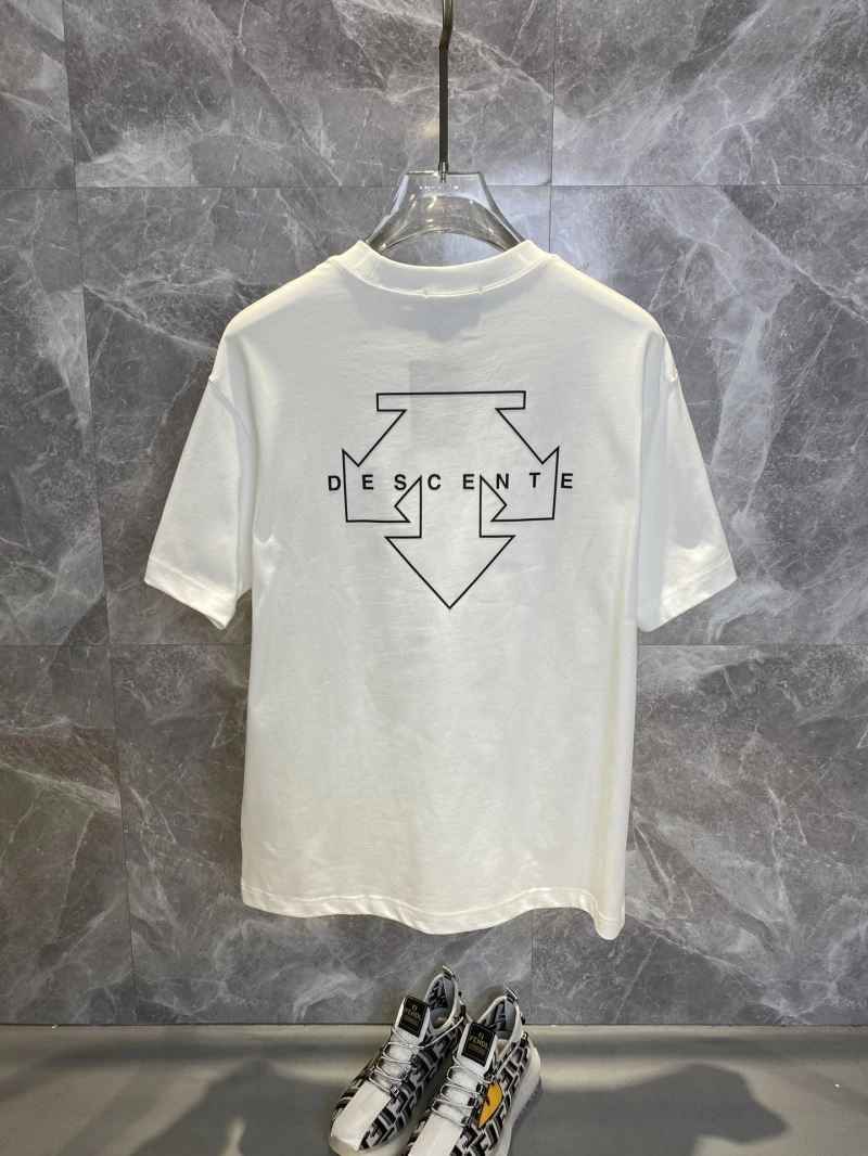 Accurate model Gucci T-Shirts