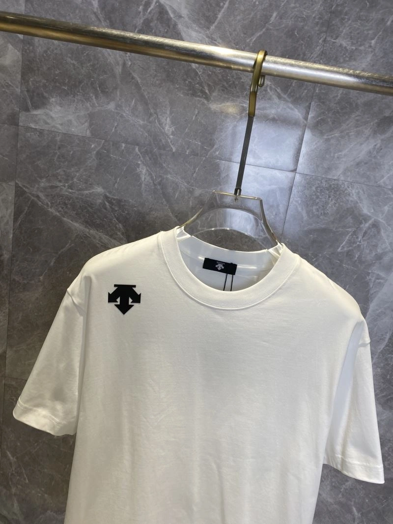 Accurate model Gucci T-Shirts