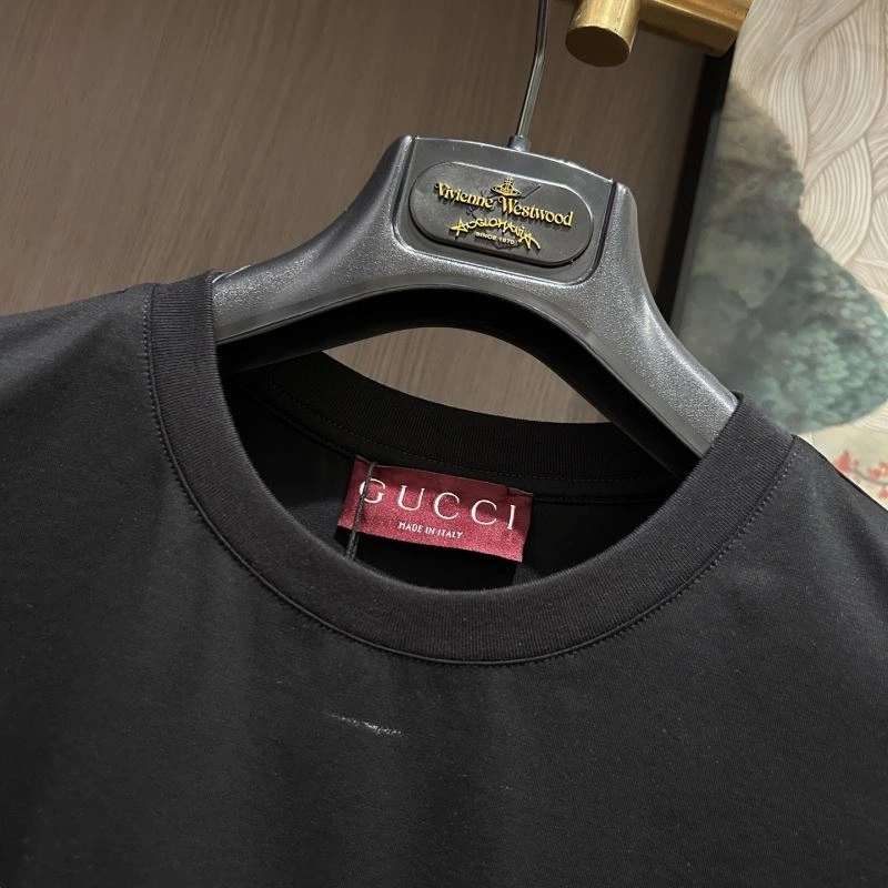 Top mirror Gucci T-Shirts