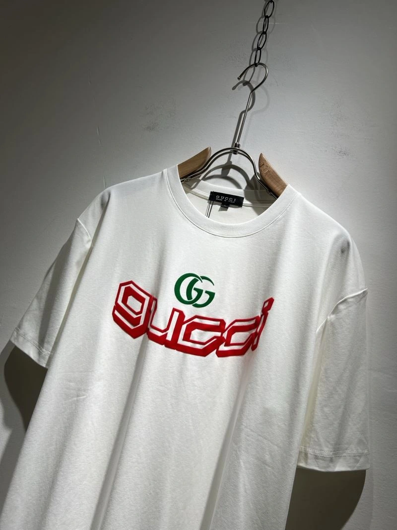Accurate model Gucci T-Shirts
