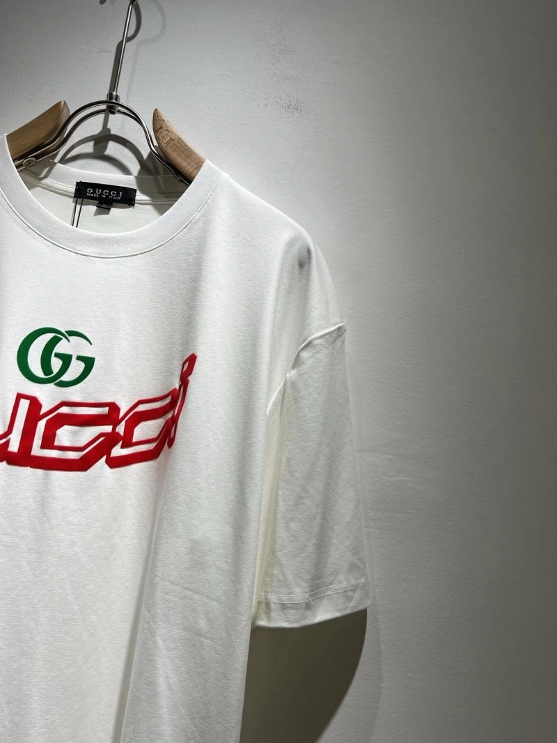 Accurate model Gucci T-Shirts