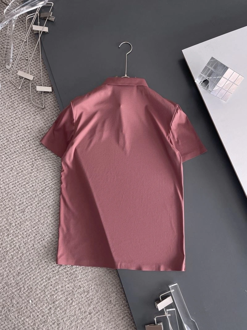 Value-priced Gucci T-Shirts