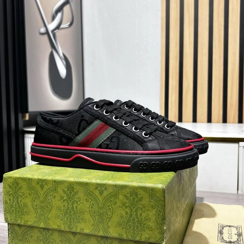 Cut-rate Gucci Tennis 1977