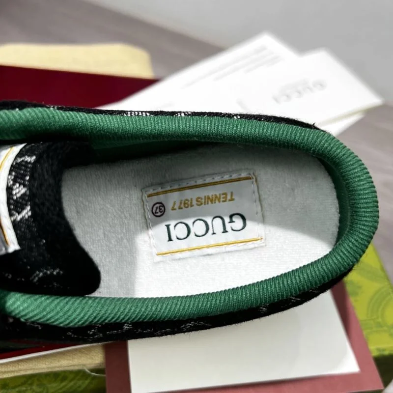 Cut-rate Gucci Tennis 1977