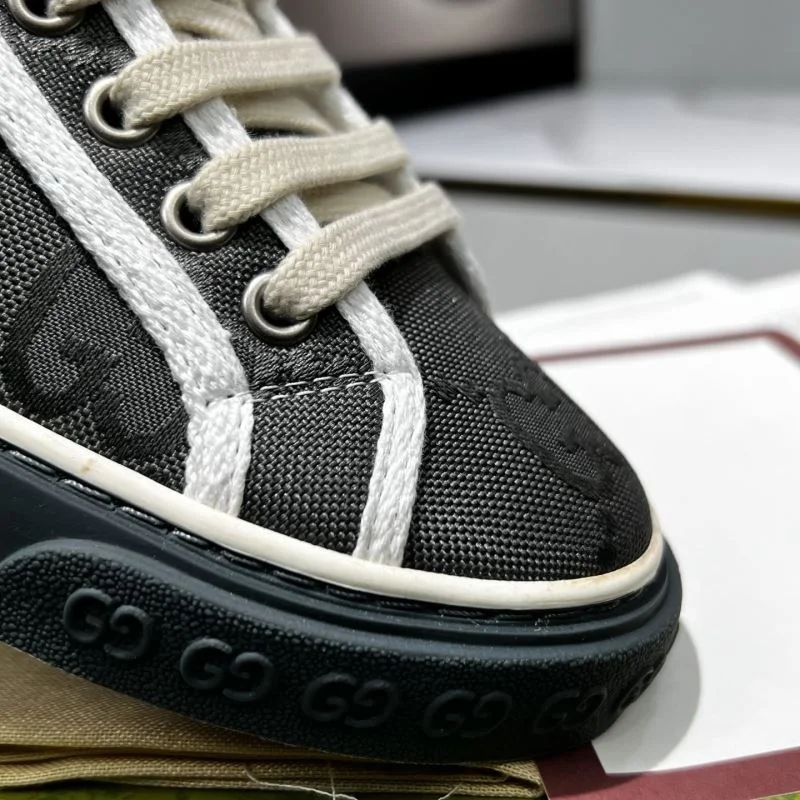 Inexpensive Gucci Tennis 1977