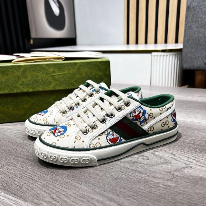 Brand-authenticated Gucci Tennis 1977