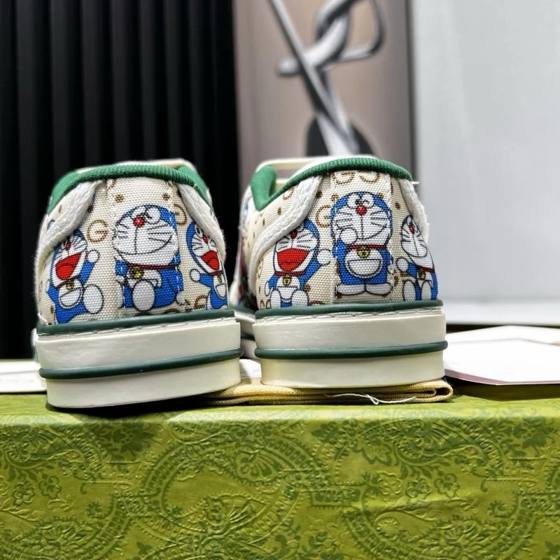 Brand-authenticated Gucci Tennis 1977