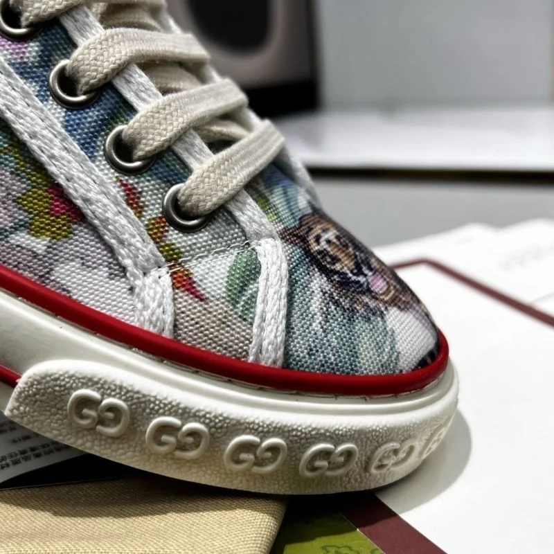 Low-cost Gucci Tennis 1977