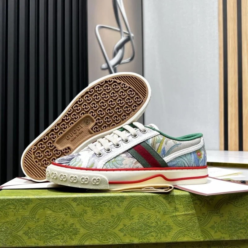 Low-cost Gucci Tennis 1977