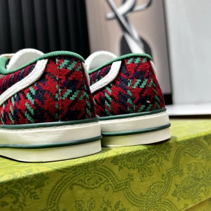 Perfect replica Gucci Tennis 1977