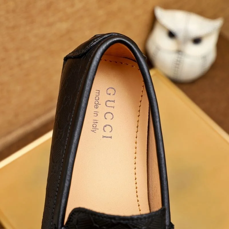 Value-priced Gucci Tods Shoes