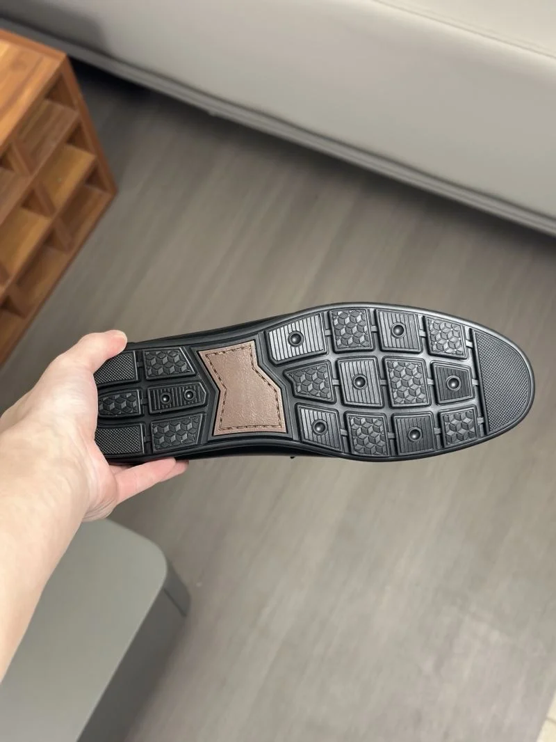Accurate model Gucci Tods Shoes
