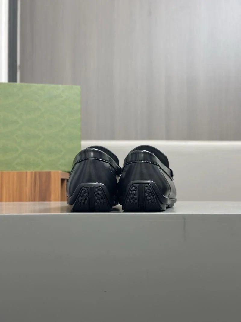 Accurate model Gucci Tods Shoes
