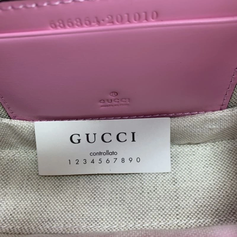 Bargain Gucci Top Handle Bags