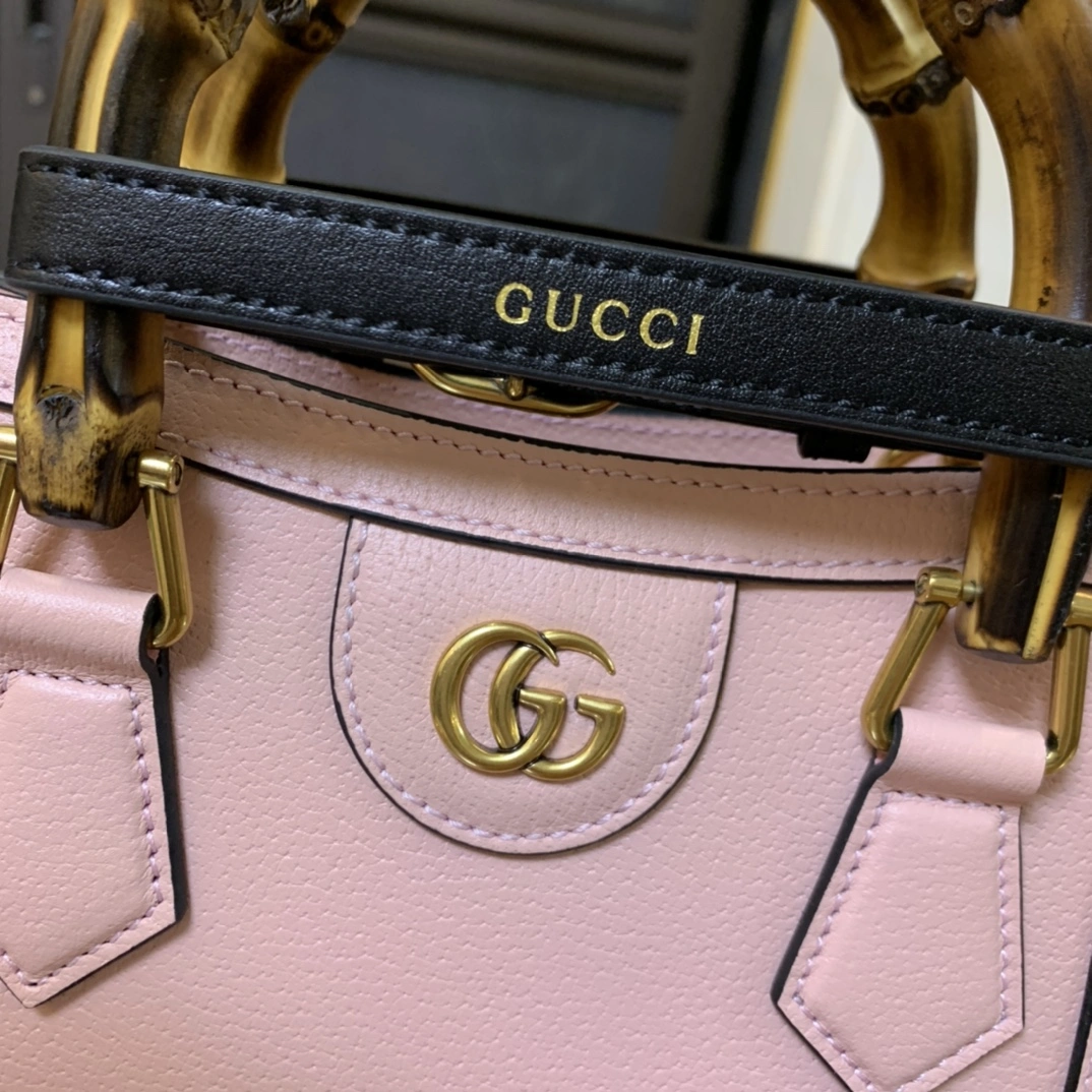 Inexpensive Gucci Top Handle Bags