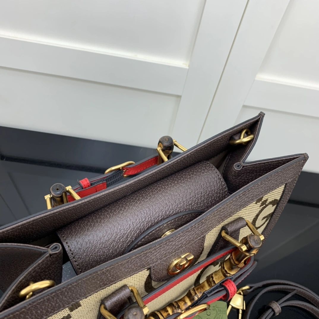 Top match Gucci Top Handle Bags