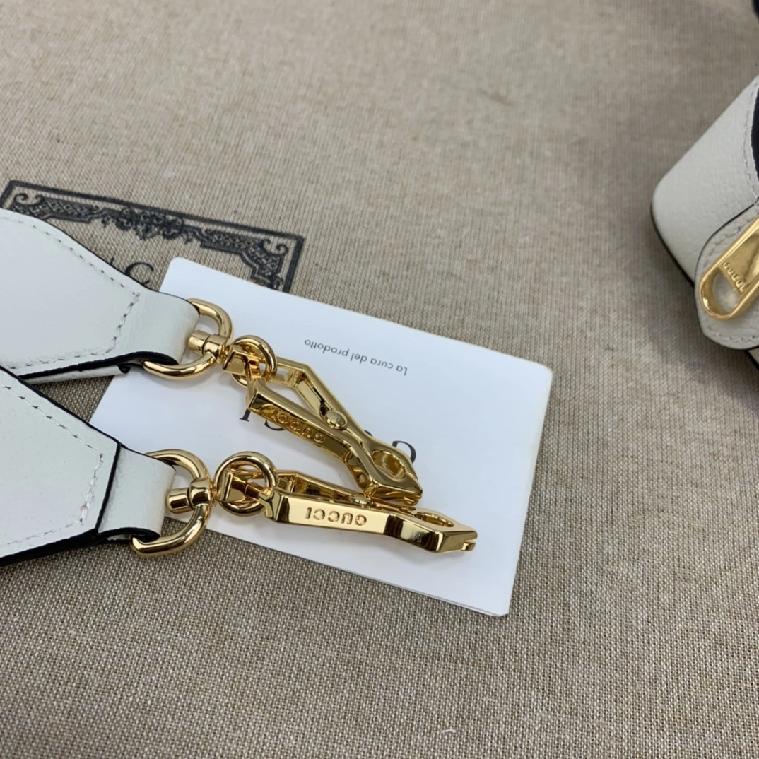 Accurate model Gucci Top Handle Bags