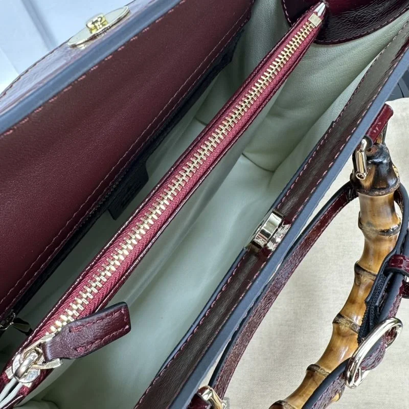 Accurate model Gucci Top Handle Bags