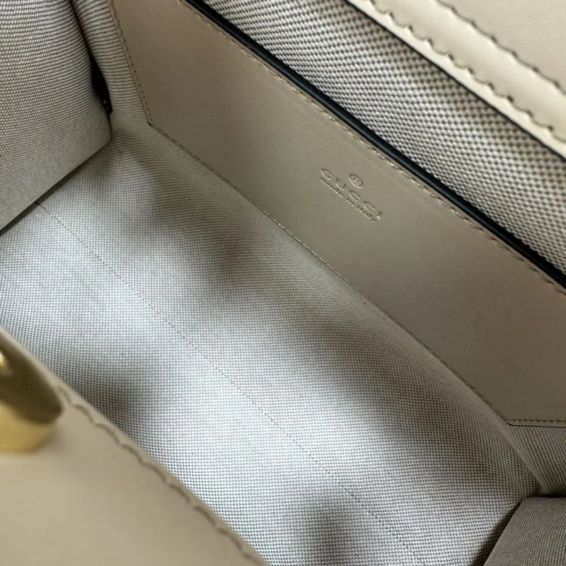 Bargain Gucci Top Handle Bags