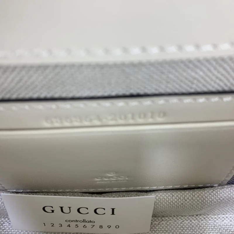 Inexpensive Gucci Top Handle Bags