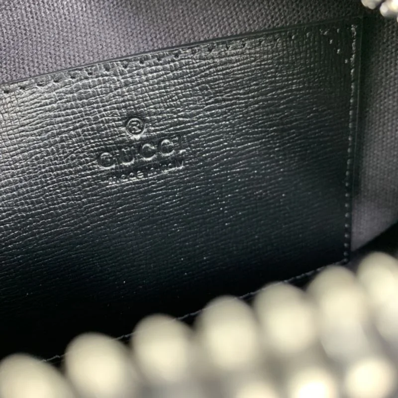 Accurate model Gucci Top Handle Bags