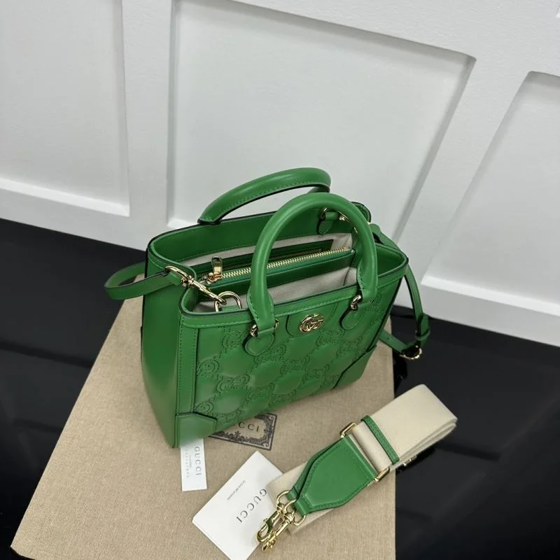 Accurate model Gucci Top Handle Bags
