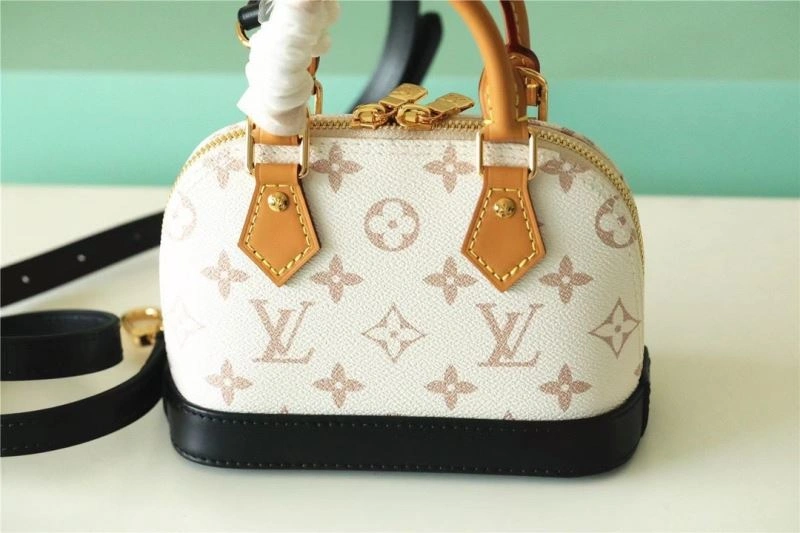 High accuracy Gucci Top Handle Bags