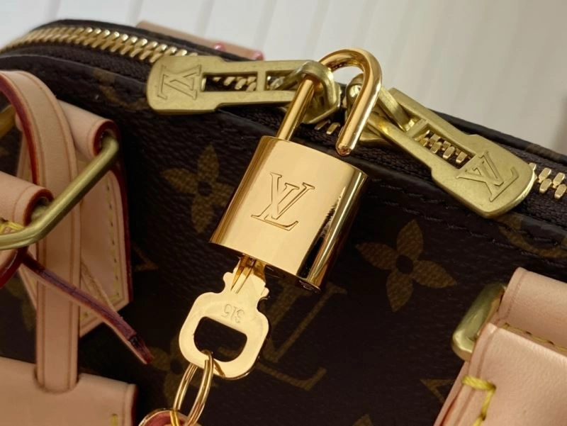 High fidelity Gucci Top Handle Bags