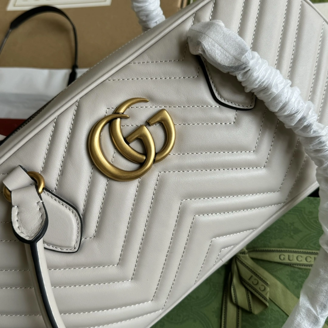 Top mirror Gucci Top Handle Bags