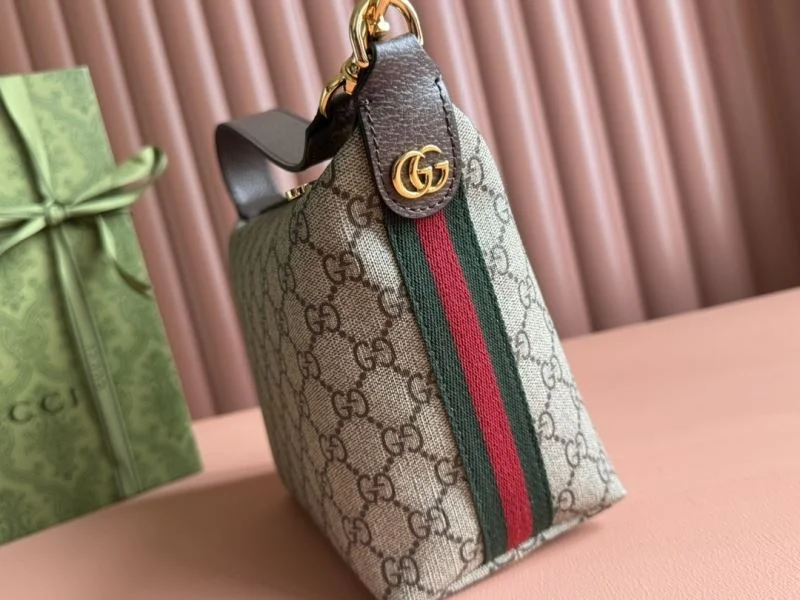 Top mirror Gucci Top Handle Bags