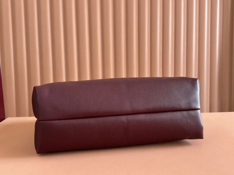 Affordable Gucci Top Handle Bags