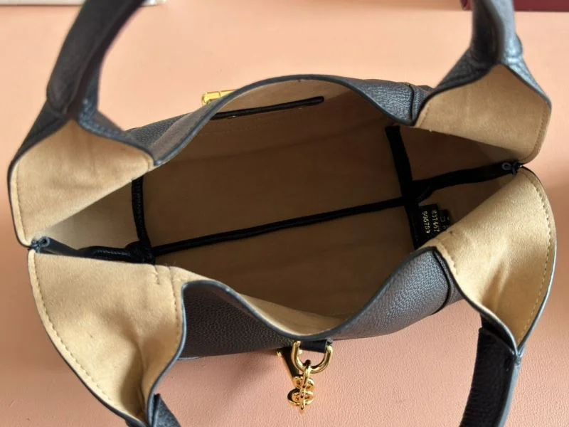 Top mirror Gucci Top Handle Bags