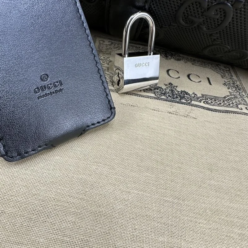 Cut-rate Gucci Travel Bags