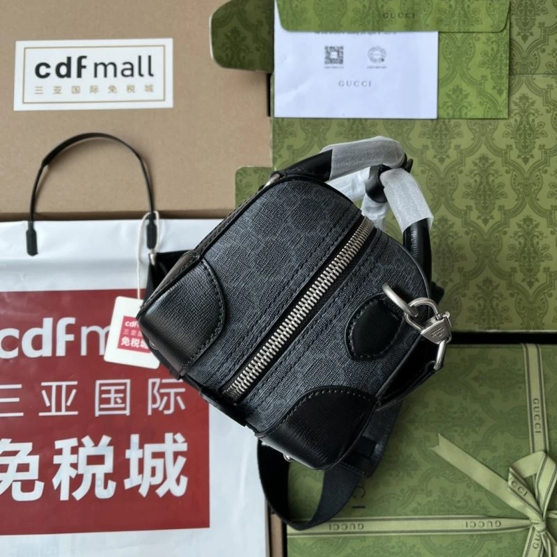 Accurate model Gucci Travel Bags