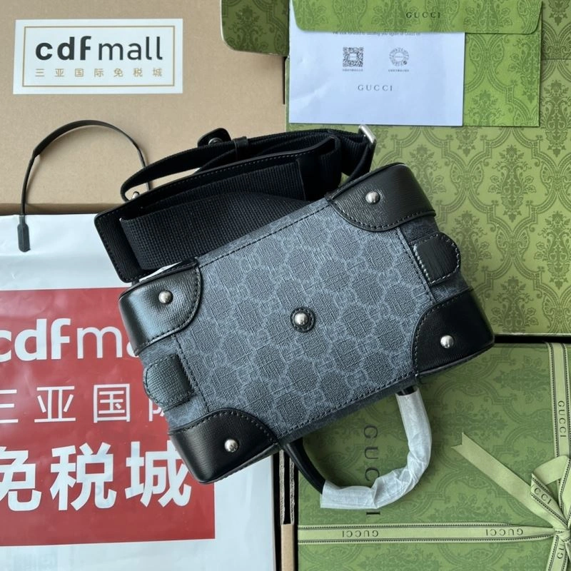 Accurate model Gucci Travel Bags