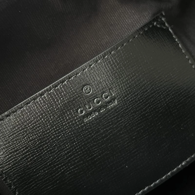 Accurate model Gucci Travel Bags