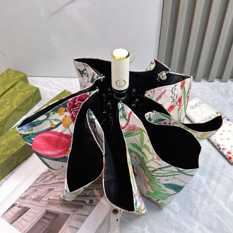 Top mirror Gucci Umbrella