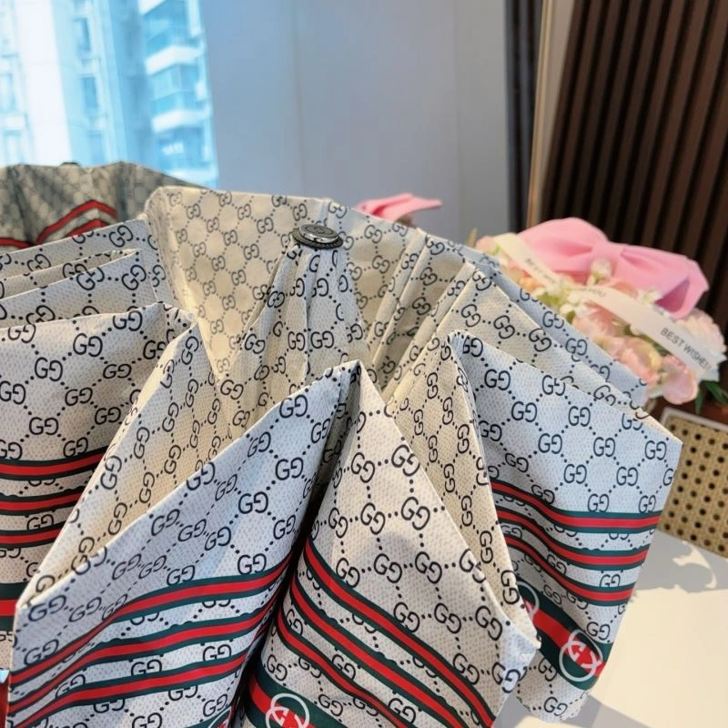 Indistinguishable Gucci Umbrella