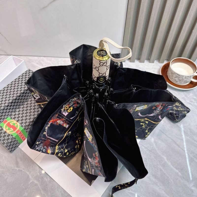 Indistinguishable Gucci Umbrella