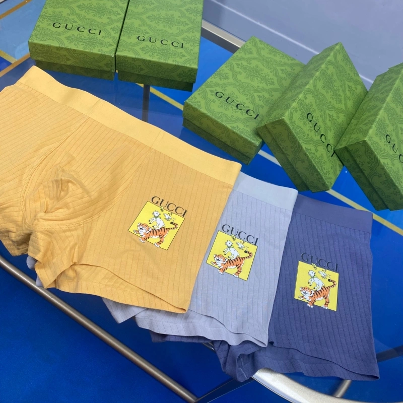 Accurate model Gucci Underwear