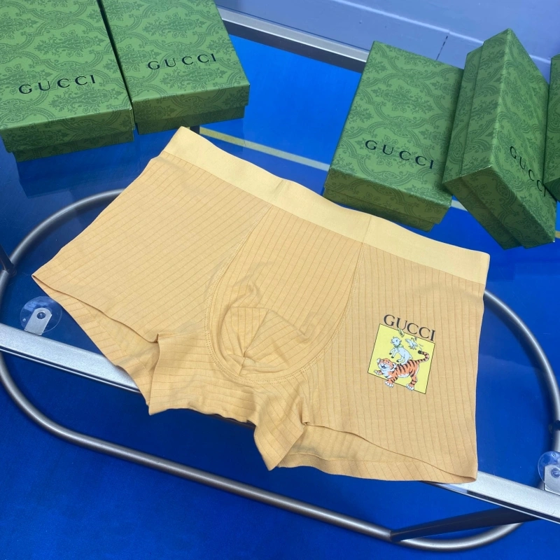 Accurate model Gucci Underwear