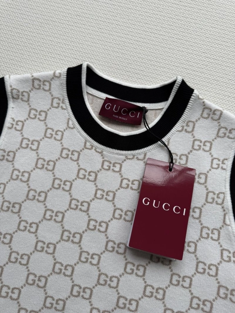 Top match Gucci Vest