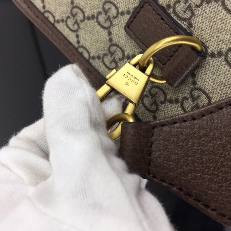 Accurate model Gucci Waist Chest Packs