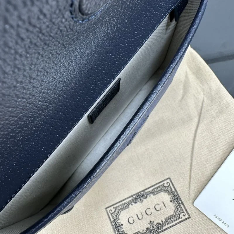 Cut-rate Gucci Waist Chest Packs