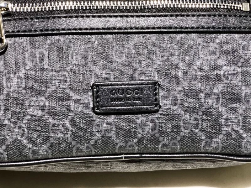 Cut-rate Gucci Waist Chest Packs