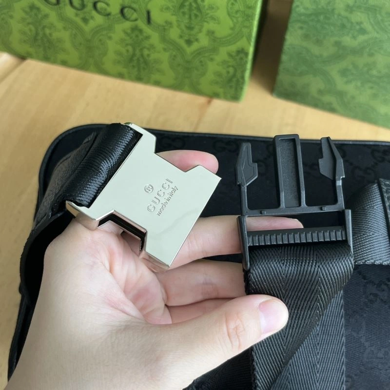 Cut-rate Gucci Waist Chest Packs