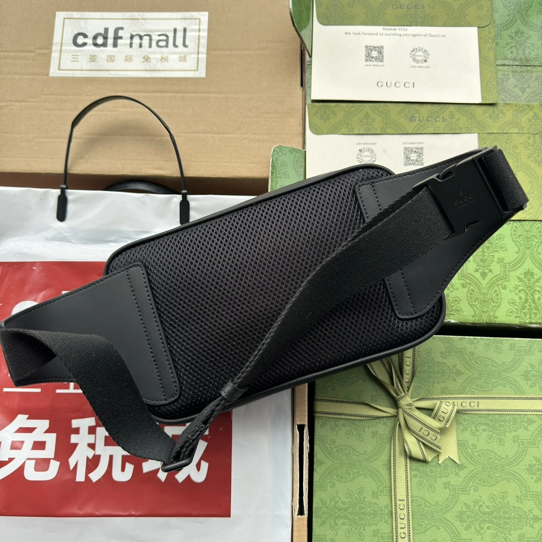 Cut-rate Gucci Waist Chest Packs